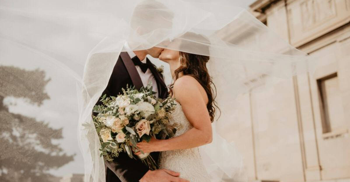 10 challenges every couple faces in their first year of marriage