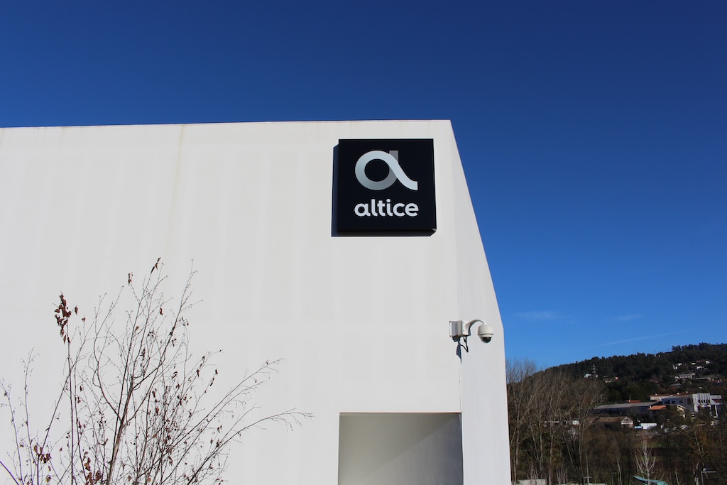 Altice bascule en sauvegarde accélérée : SFR bientôt vendu