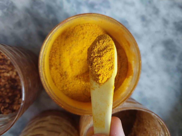 How Long Does Turmeric Stay in Your System?