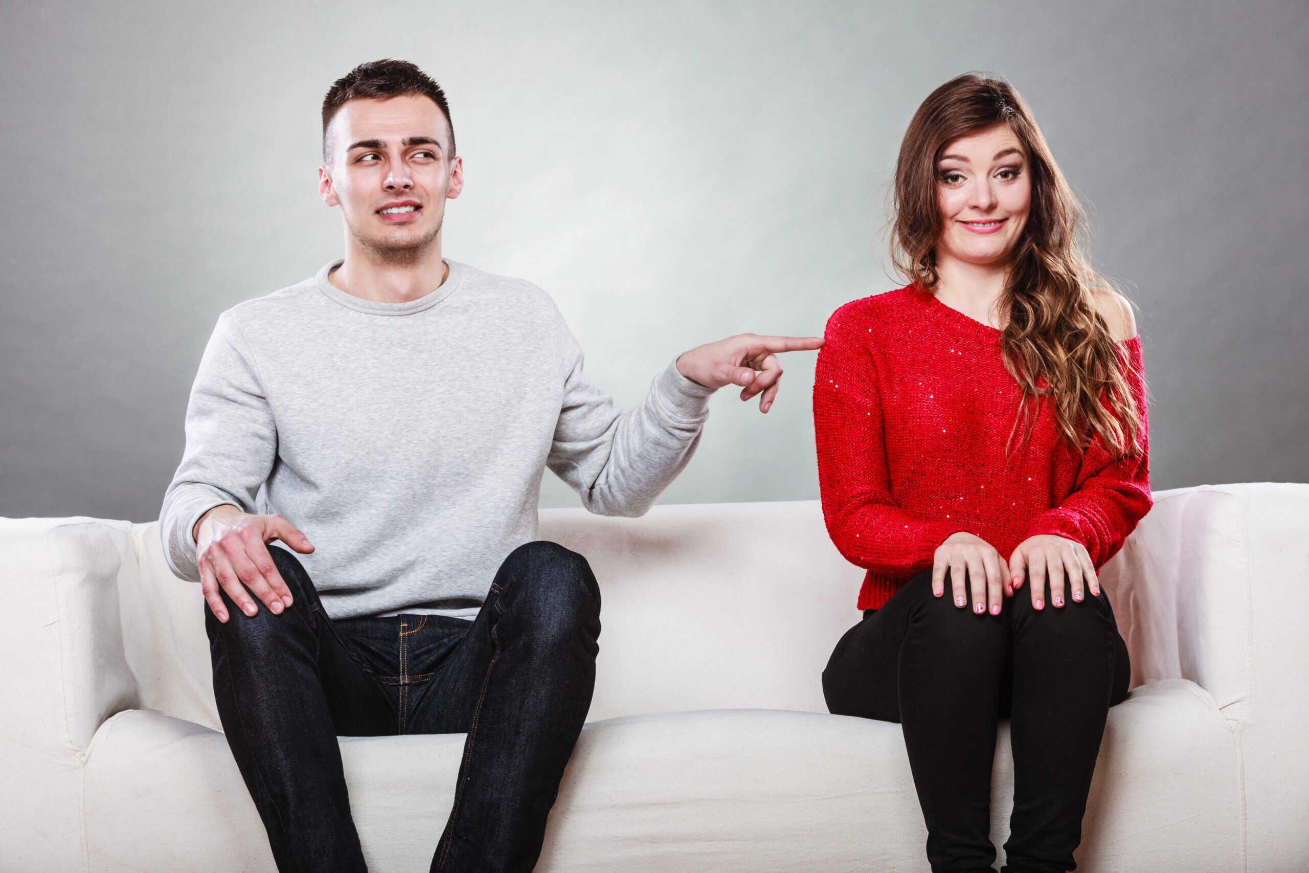 11 Phrases That Turn Friendly Conversations…AWKWARD