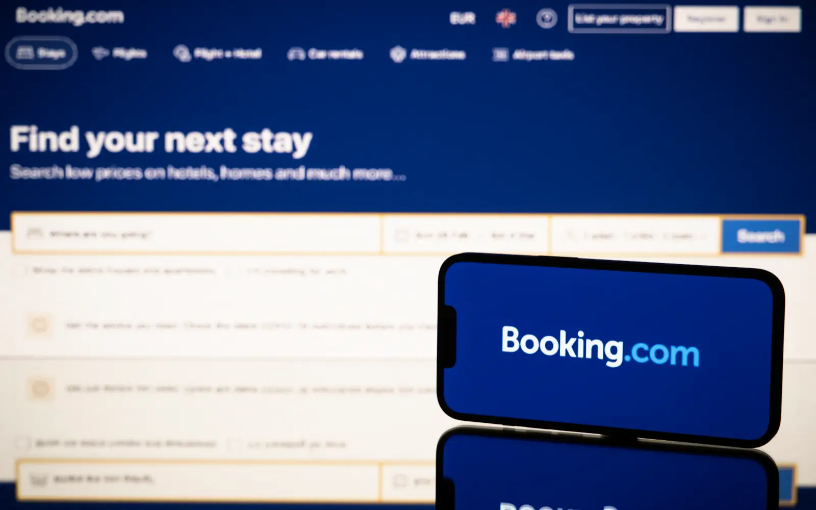 Swiss watchdog orders Booking.com to lower hotel commissions