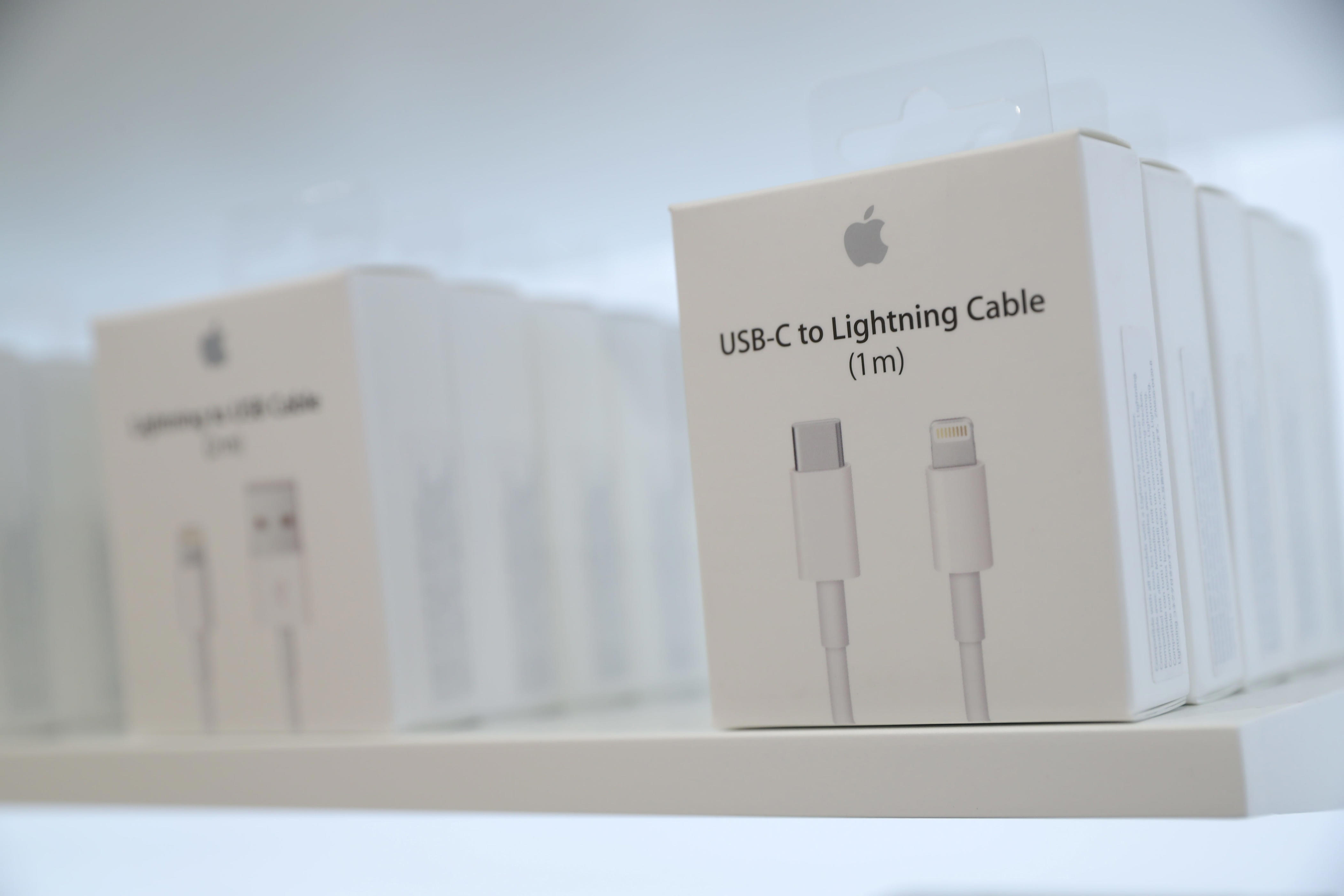 $7M worth of fake Apple chargers seized by Texas Customs and Border ...