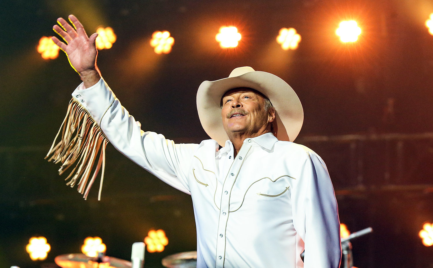What Alan Jackson has shared about his health and Charcot-Marie-Tooth ...