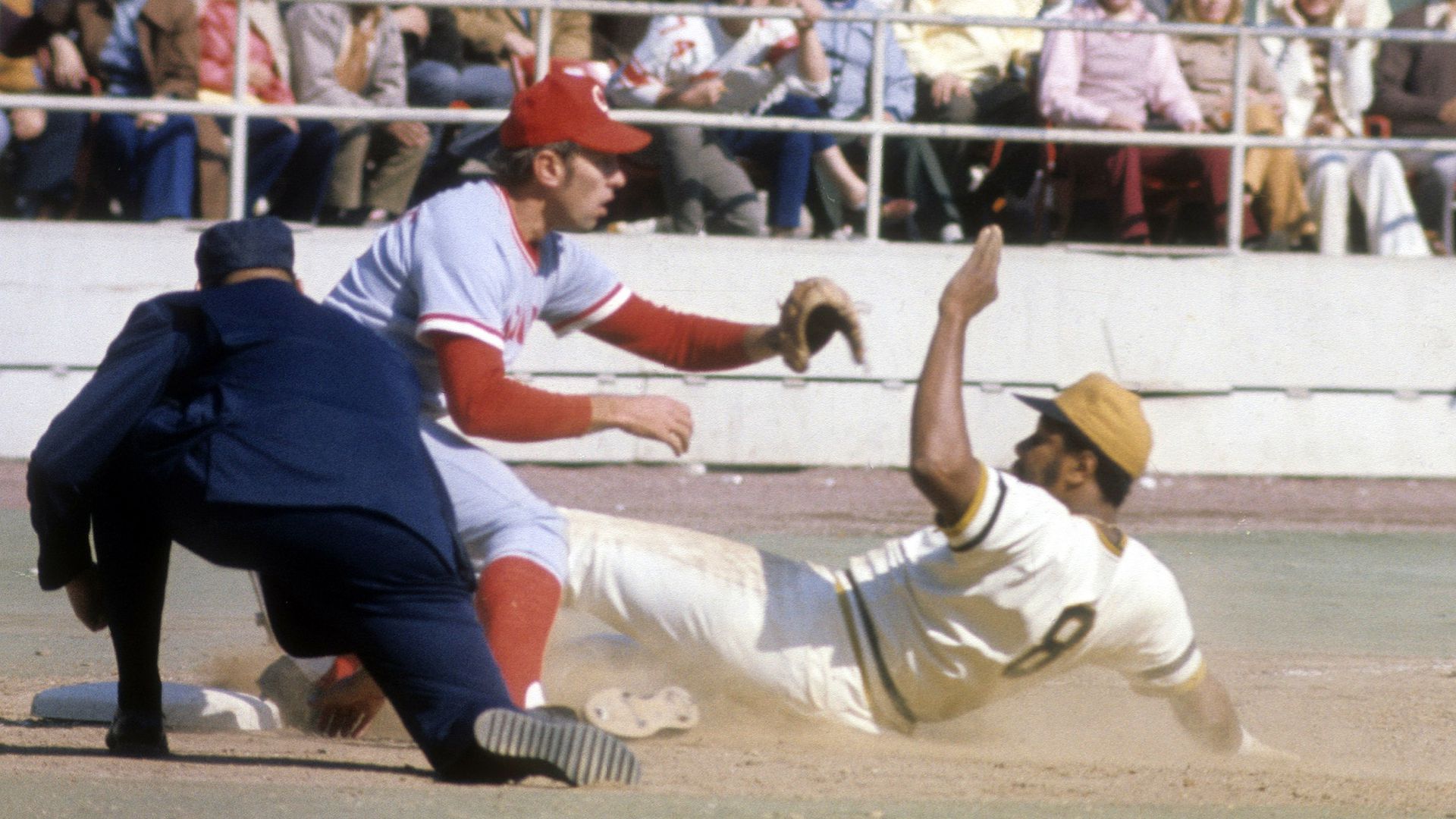 Game 51: Reds at Pirates (12:35 PM ET) - Singer vs. Heaney