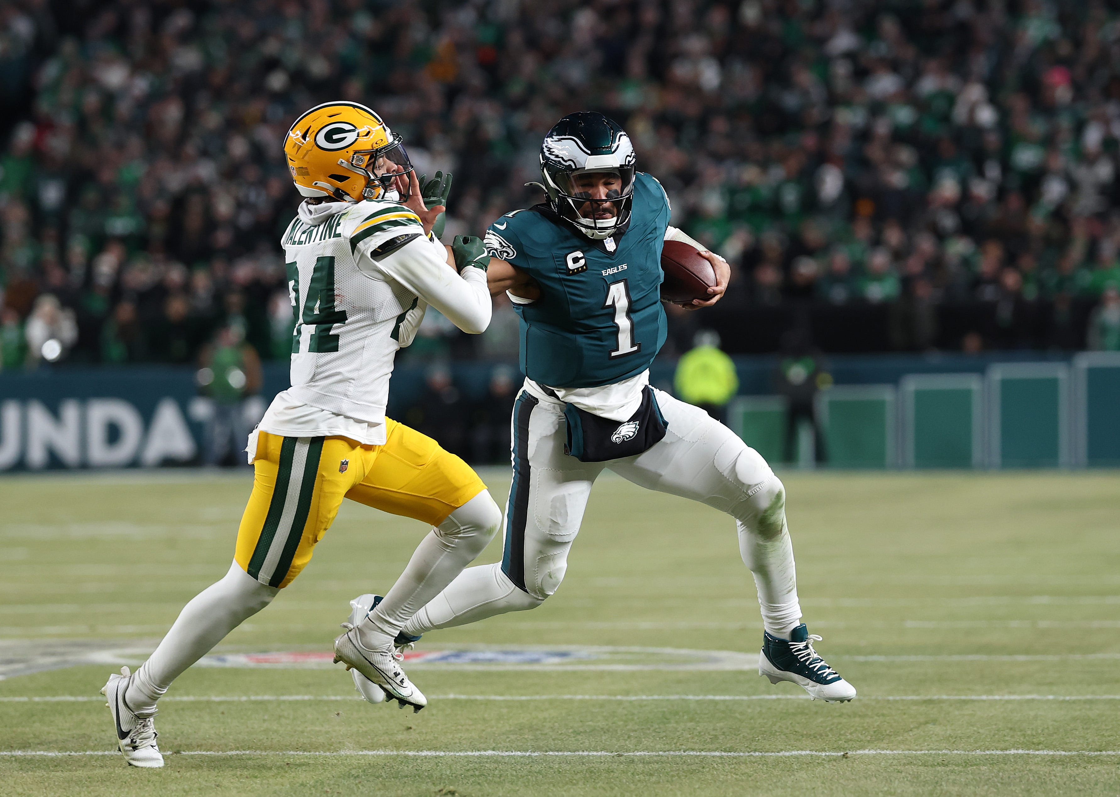 Eagles troll Packers with 2-word zinger after Tush Push ban failed