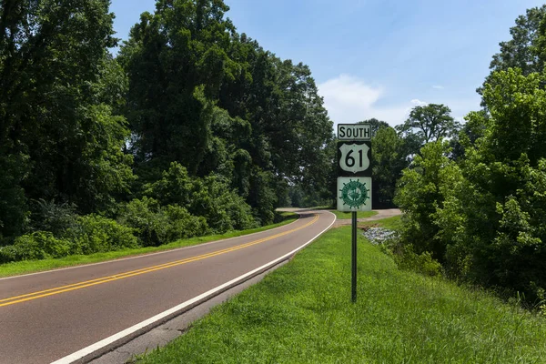 15 historic Route 20 stops nobody talks about