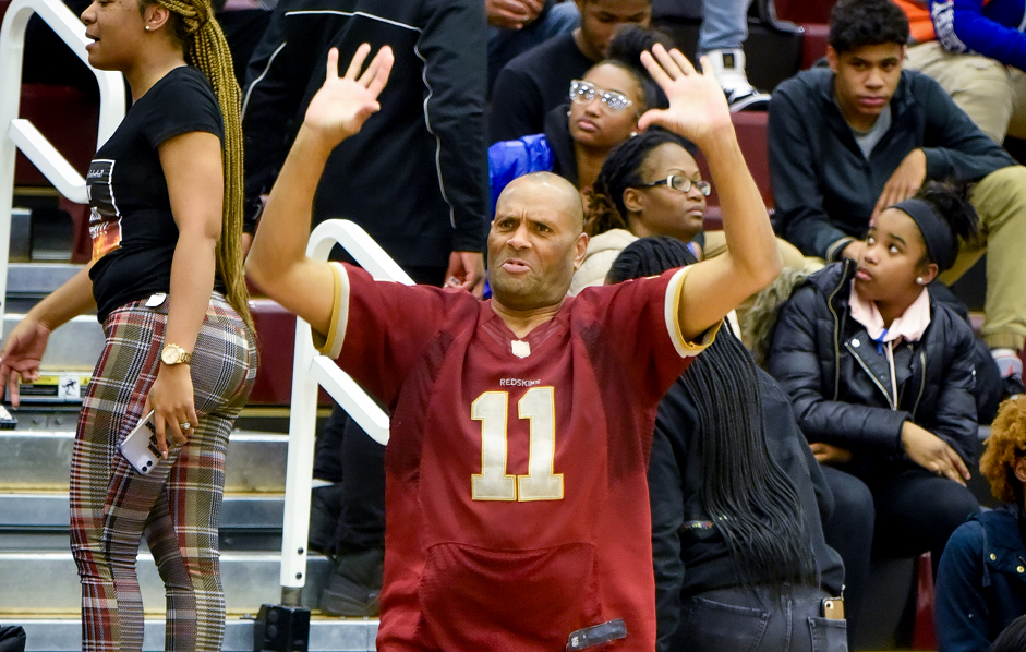 Washington sports fan Walter Wiggins Jr., D.C.’s ‘Pump It Up Man,’ dies ...