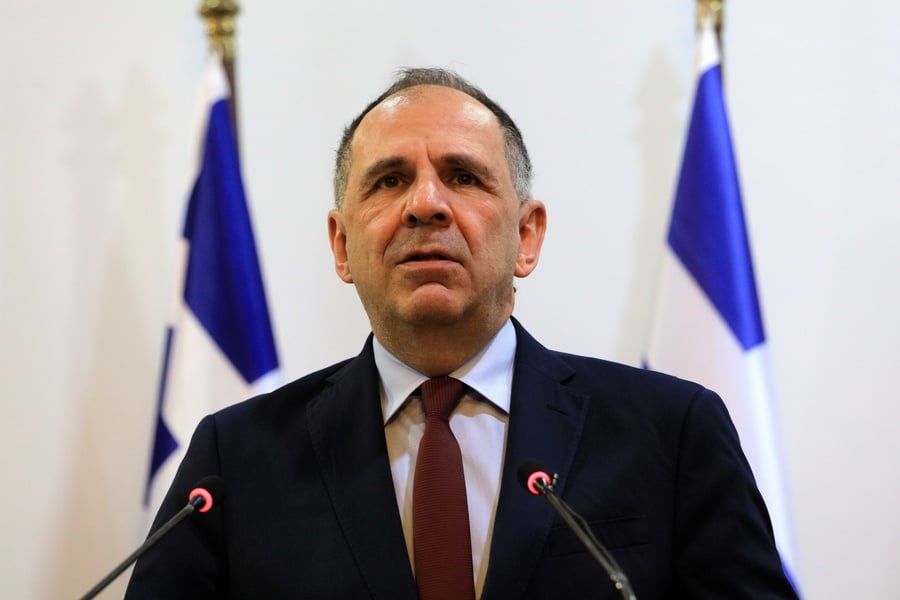 Γ. Γεραπετρίτης από Λιβύη: Αποφασίσαμε να επανατοποθετήσουμε σε τροχιά ...