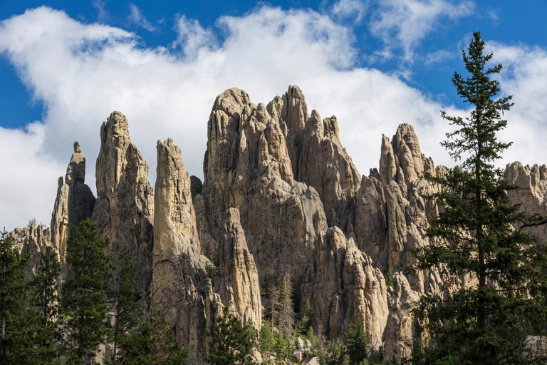 12 Famous Rock Formations in America That’ll Blow Your Mind