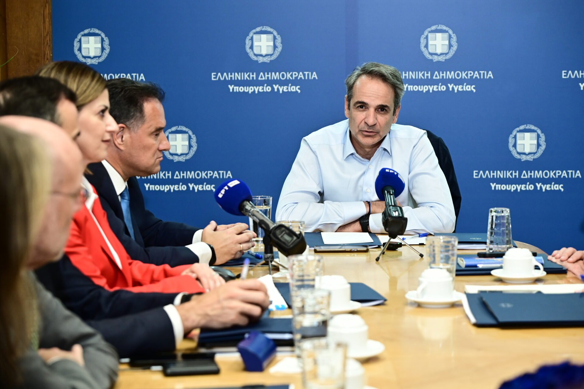 Κ. Μητσοτάκης στο υπουργείο Υγείας: Νέος τηλεφωνικός αριθμός 1566 για ...