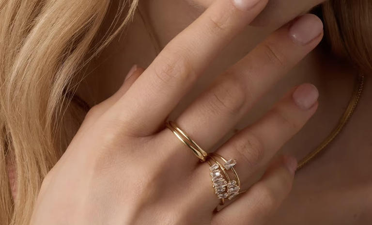 Stack, Statement, or Solo? The Ultimate Gold Ring Trend Guide
