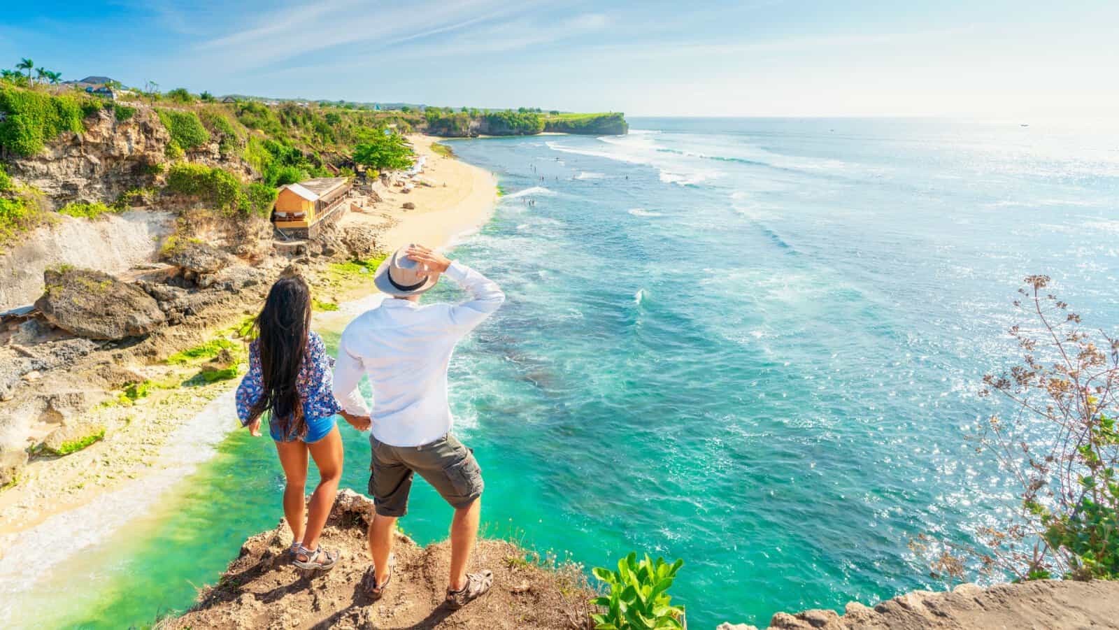 Costa Rica Tops 2025 Honeymoon Lists as Eco-Friendly Paradise for Couples
