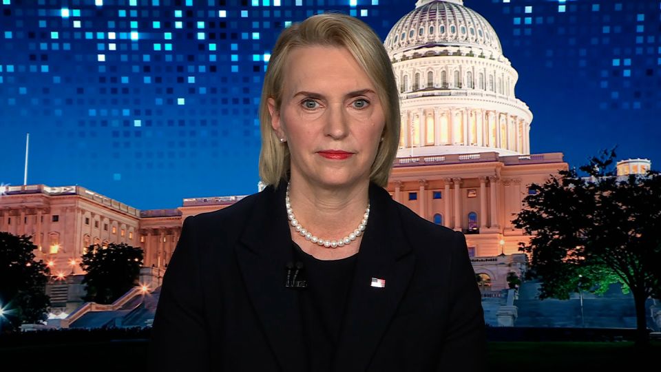Former US Ambassador to Ukraine explains why she resigned