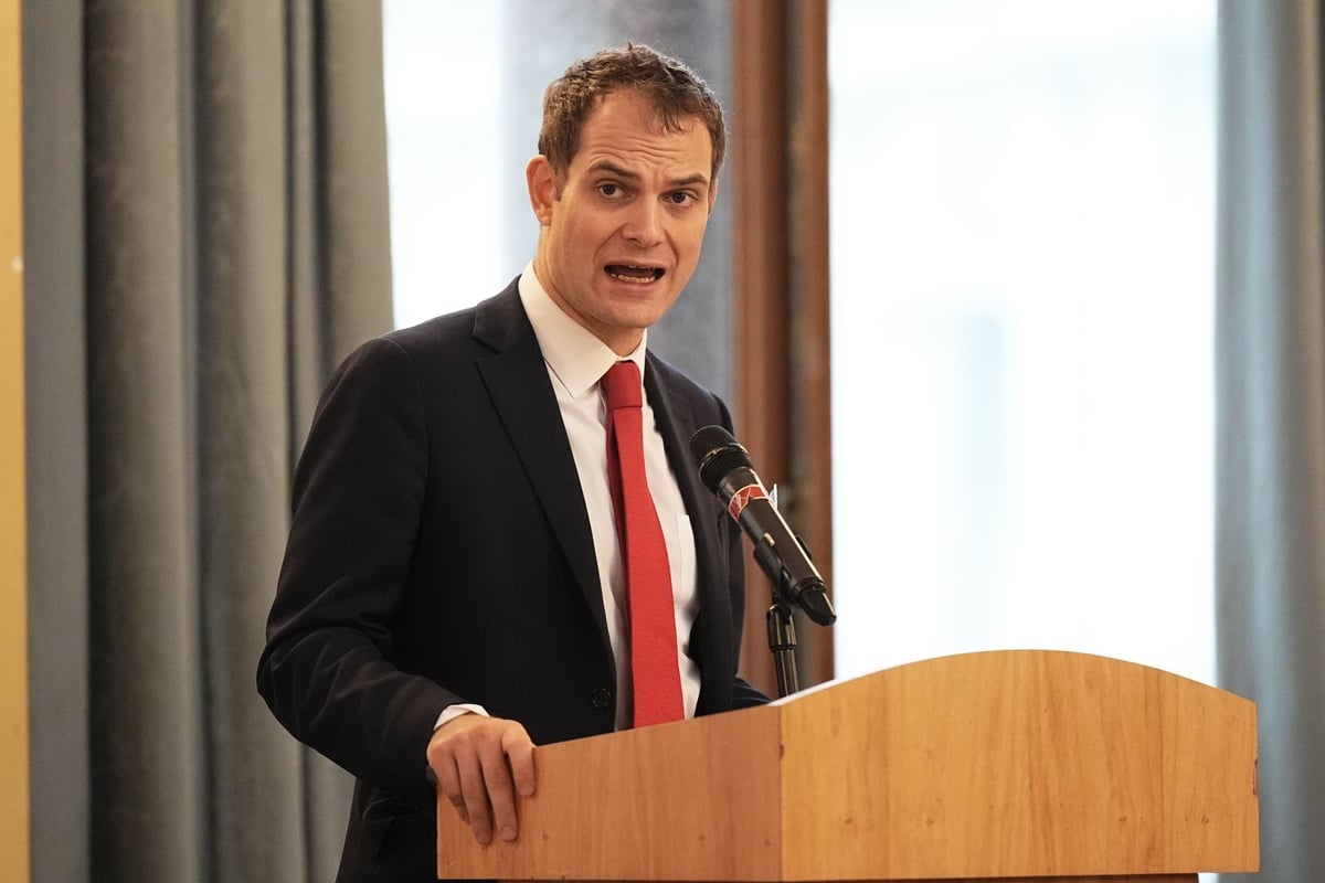 Minister condemns Israeli military after British diplomats caught in ...