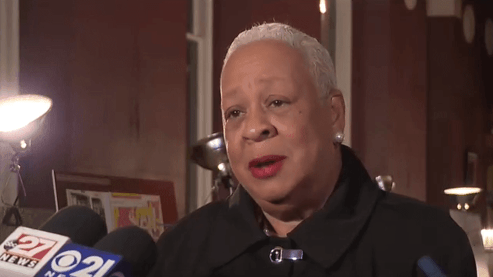 'They wanted me back': Mayor Williams declares victory, stays in lead ...