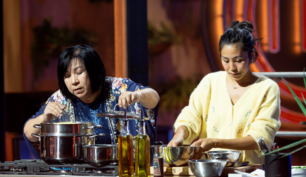 ‘MasterChef' recap: 6 ‘Dynamic Duos' compete for white aprons in ...