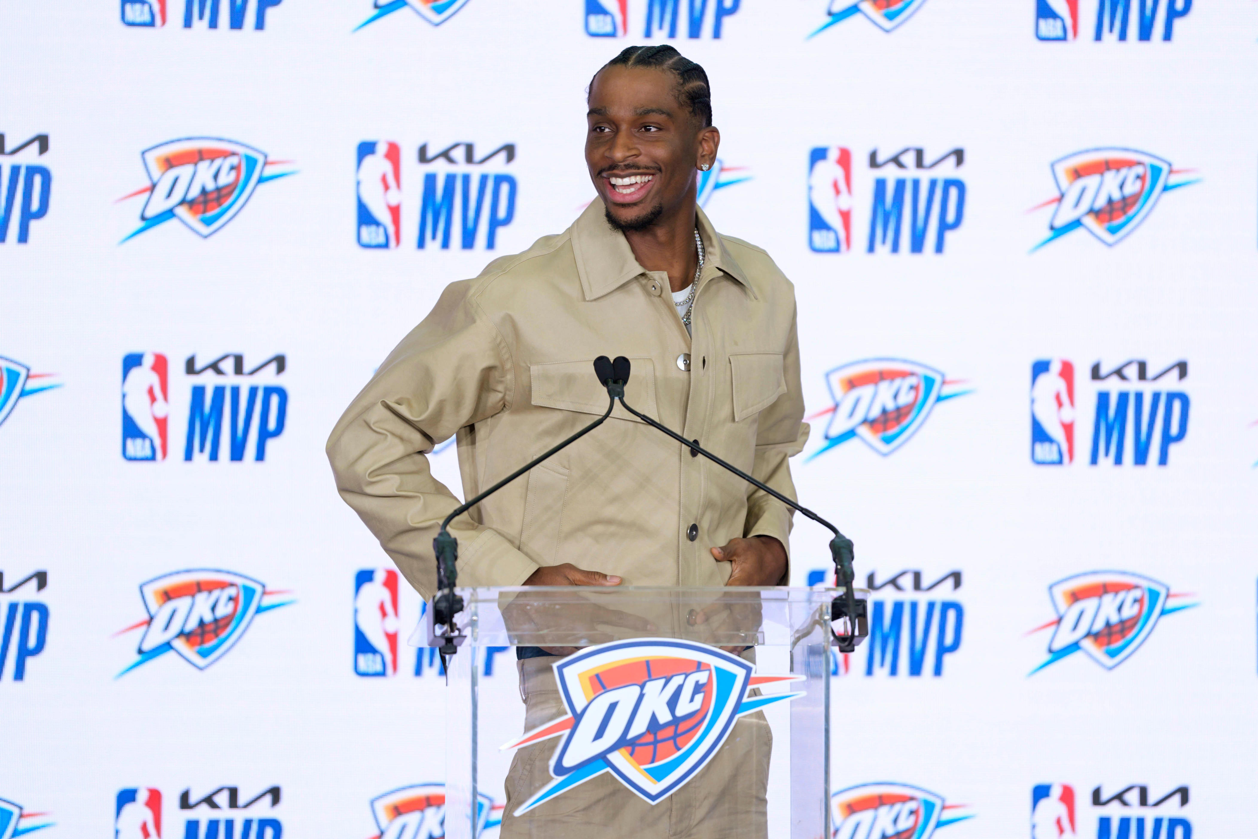 Shai Gilgeous-Alexander wins NBA MVP award for first time, third ...