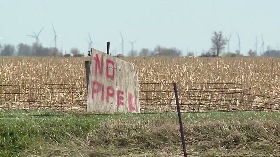 Iowa landowners move for eminent domain bill