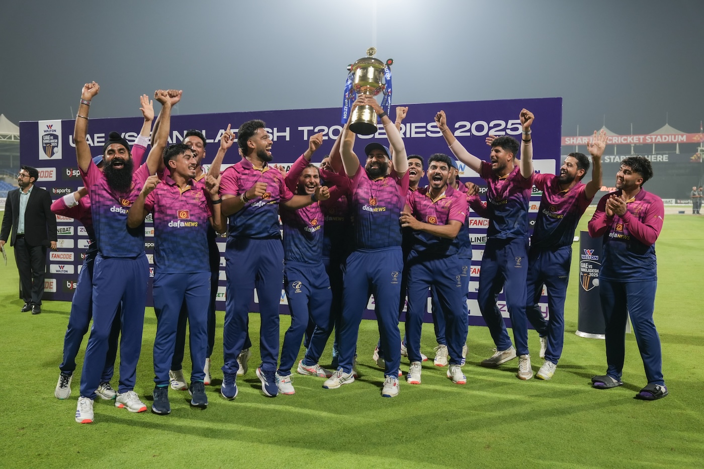 Haider and Sharafu lead UAE to historic series win against Bangladesh