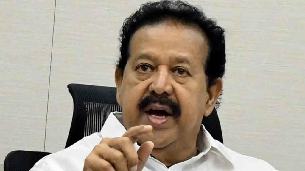 DMK Leader | పదవుల కోసం డీఎంకే లీడర్‌ నీచత్వం! పార్టీ నాయకుల వద్దకు ...
