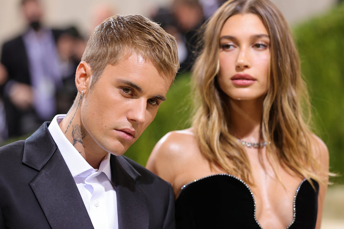 Justin Bieber se retracta discretamente de sus comentarios sobre Hailey y su portada en Vogue