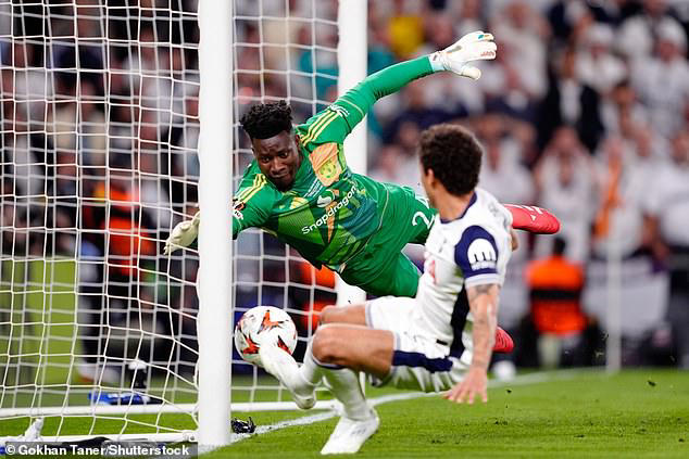 Tottenham 1-0 Man United: Brennan Johnson's scrappy finish decides all ...