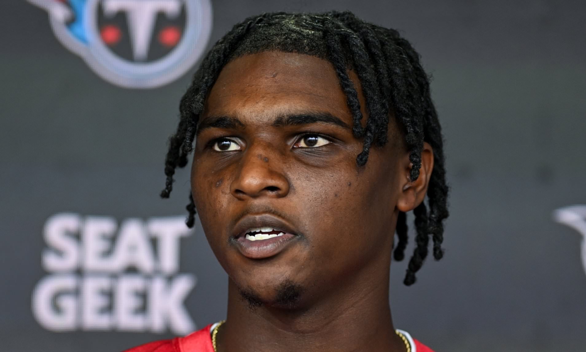 NFL's No. 1 draft pick Cam Ward gets paid by the Tennessee Titans with ...