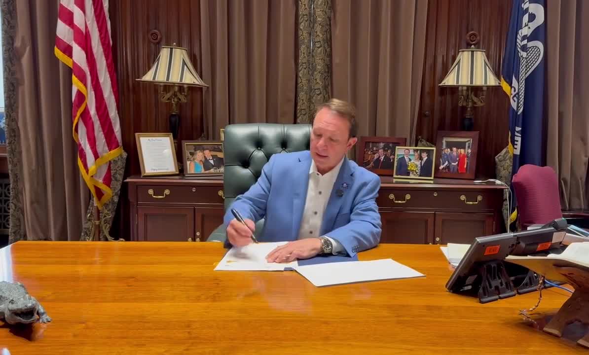 Gov. Jeff Landry issues Executive Order after inmates escape ...