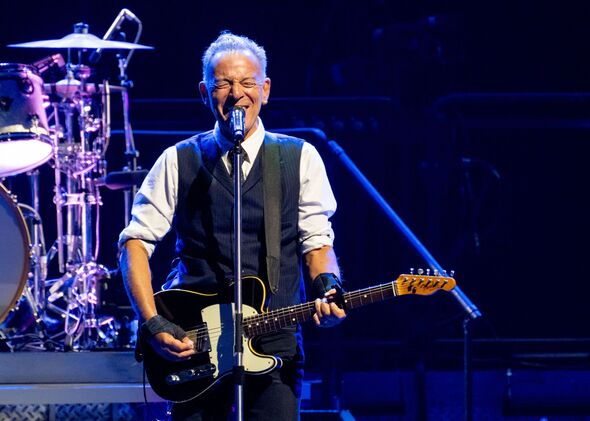 Bruce Springsteen deepens Donald Trump rift on final night in Manchester