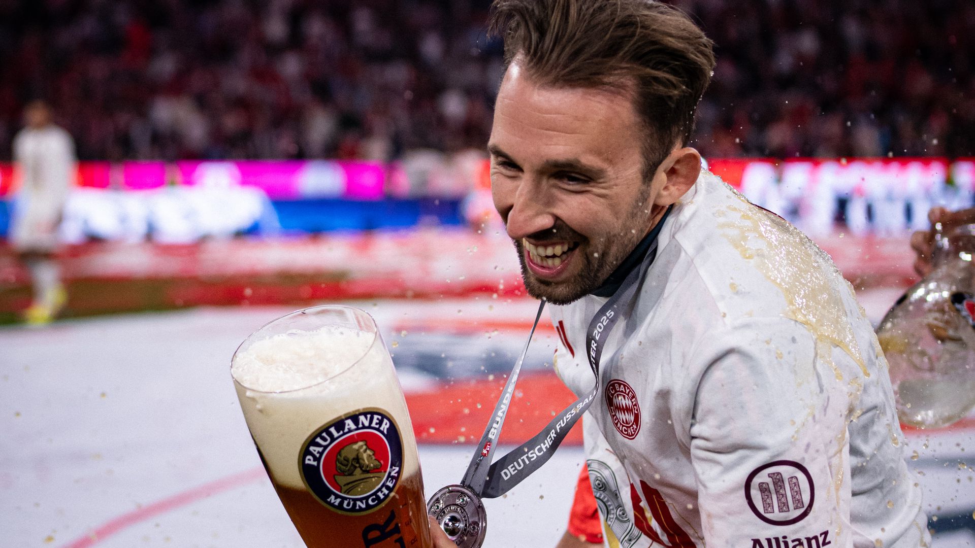 Report: Vincent Kompany’s coaching team at Bayern Munich might get ...