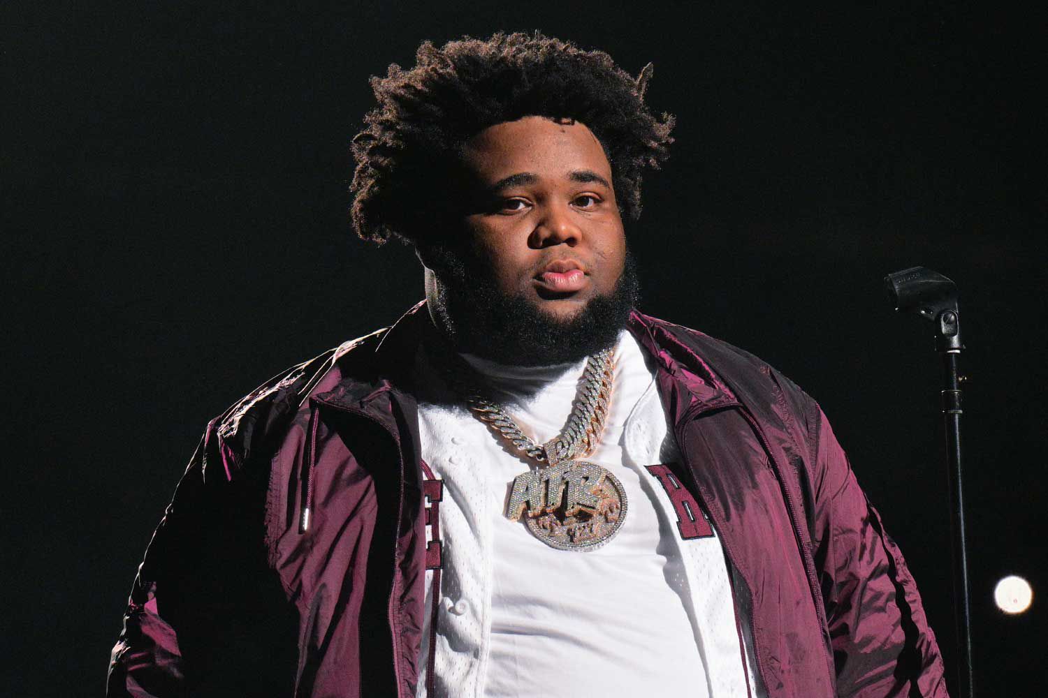 Rapper Rod Wave Facing Over a Dozen Charges, Including Gun and ...