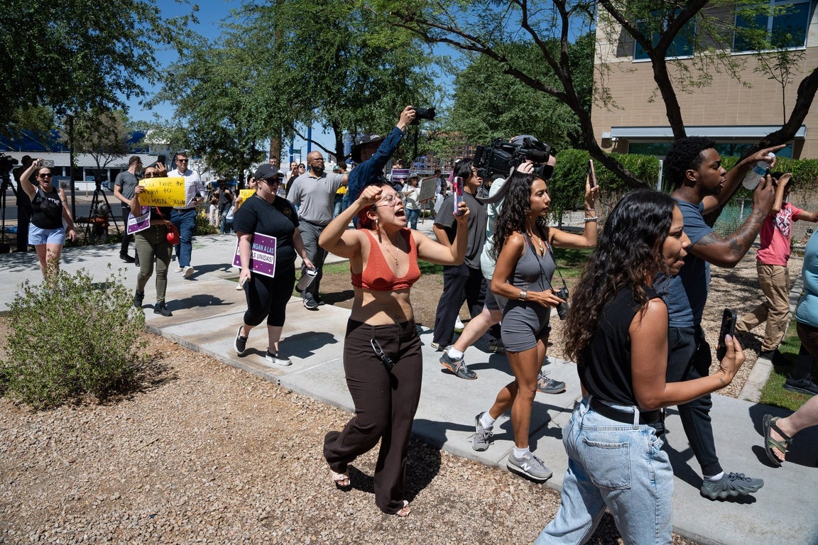 Fiery photos show protestors denouncing ICE detentions outside Arizona ...