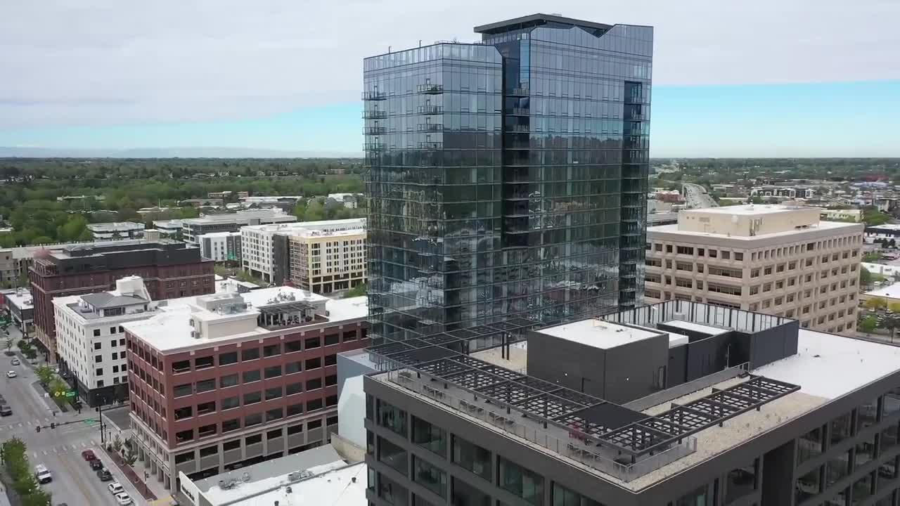 Idaho’s tallest residential tower opens in Boise, bringing luxury ...