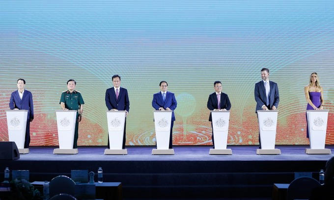 PM attends groundbreaking ceremony of Trump Organization's $1.5B hotel ...