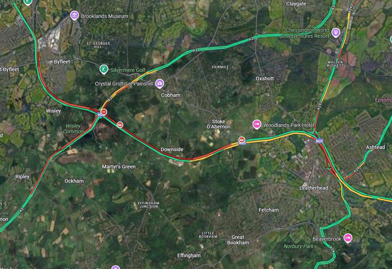 M25 crash causes severe 90-minute rush hour delays for drivers
