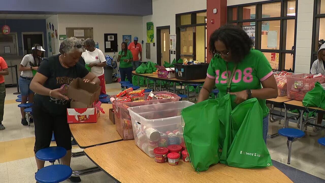 Organizations come together to put food on families’ tables as school ...