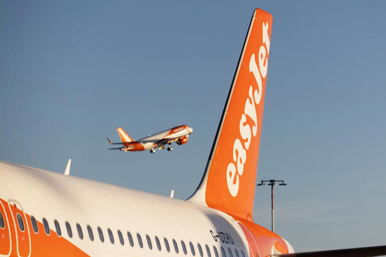 EasyJet Logs Deeper Loss Amid Higher Costs, But Expects Earnings Growth ...
