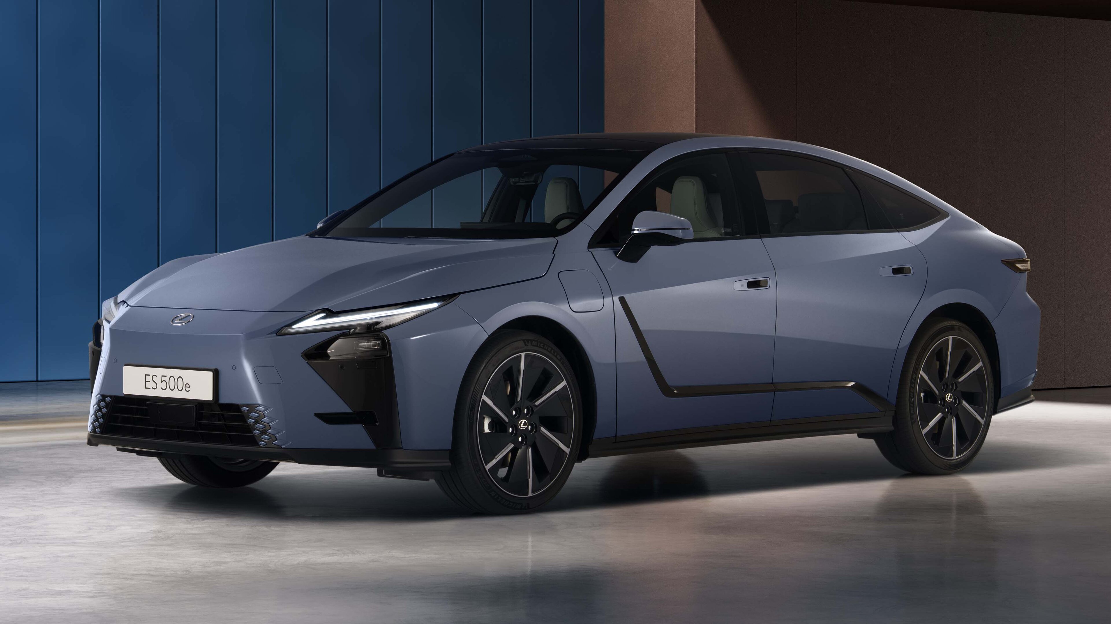 Confirmed: the swoopy eighth-gen Lexus ES is coming to the UK in 2026