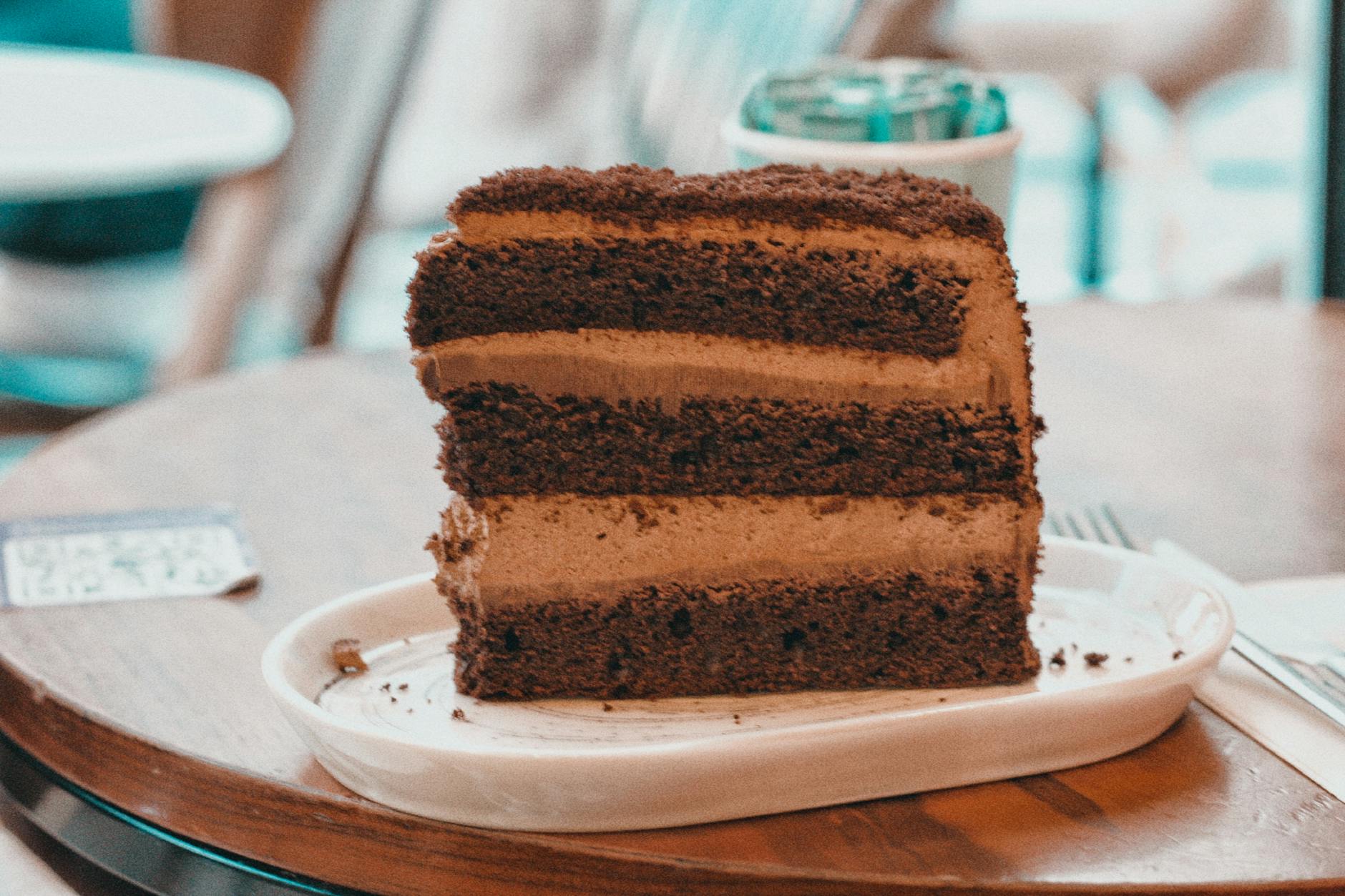 Discover the Magic of 4-Ingredient Cake That Transforms into a Triple ...