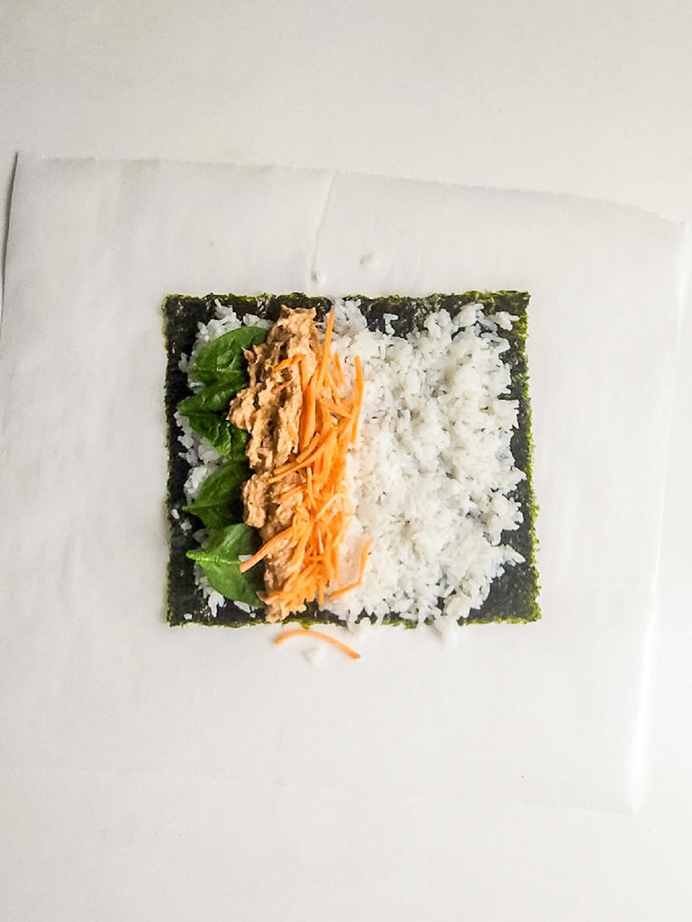 Spicy Tuna Kimbap Rolls – Quick & Tasty Recipe