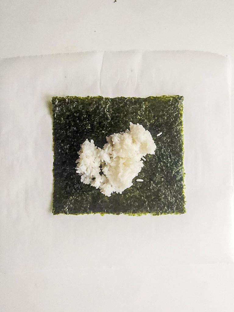 Spicy Tuna Kimbap Rolls – Quick & Tasty Recipe