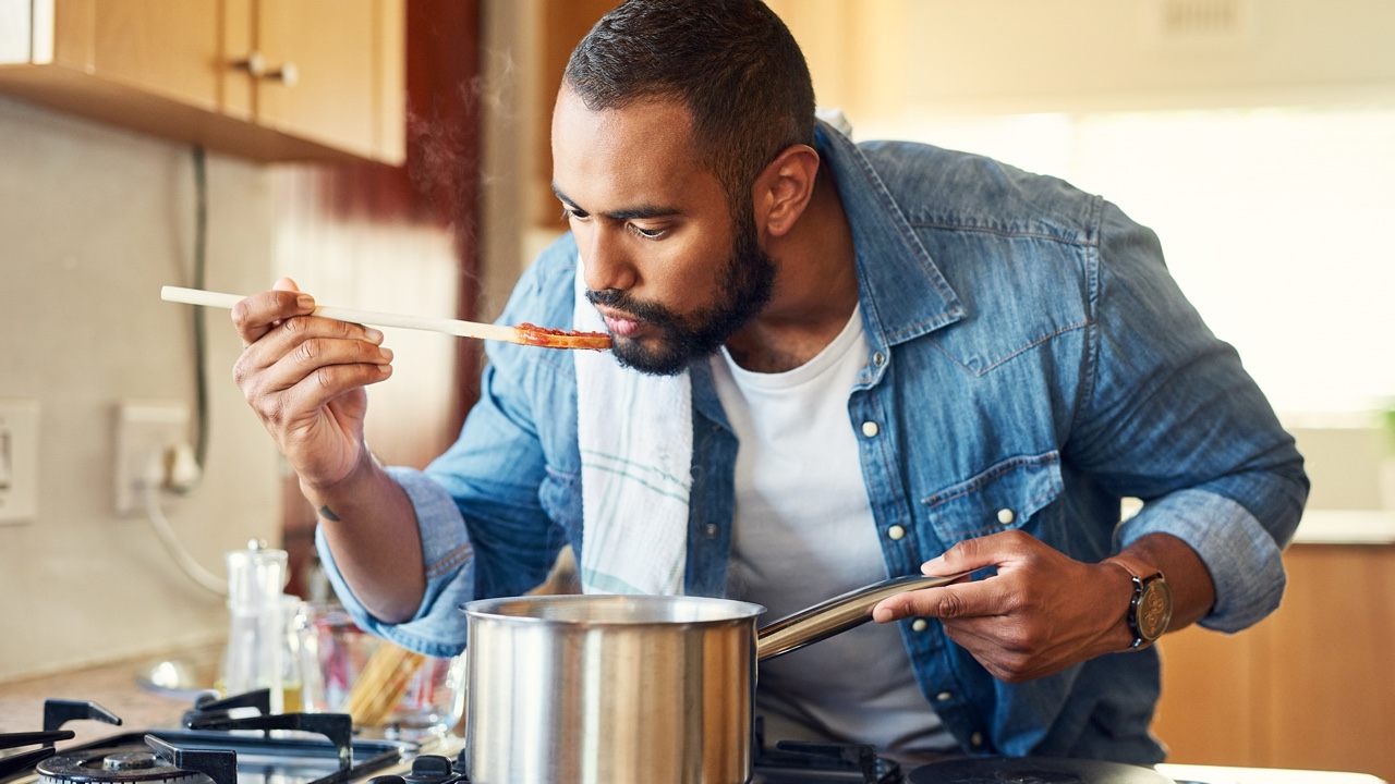 10 Essential Cooking Tips for Beginners