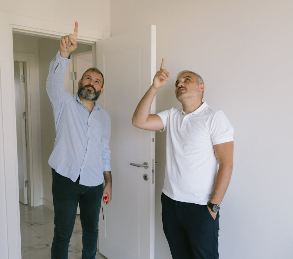 I want to make an offer for $70K under asking on a house with a crack ...