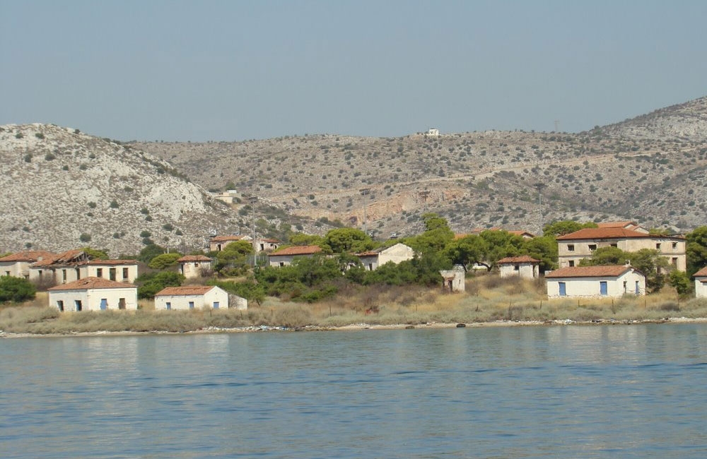 Άγιος Γεώργιος: Το νησί του «διαβόλου» ή η… «Σπιναλόγκα του Πειραιά ...