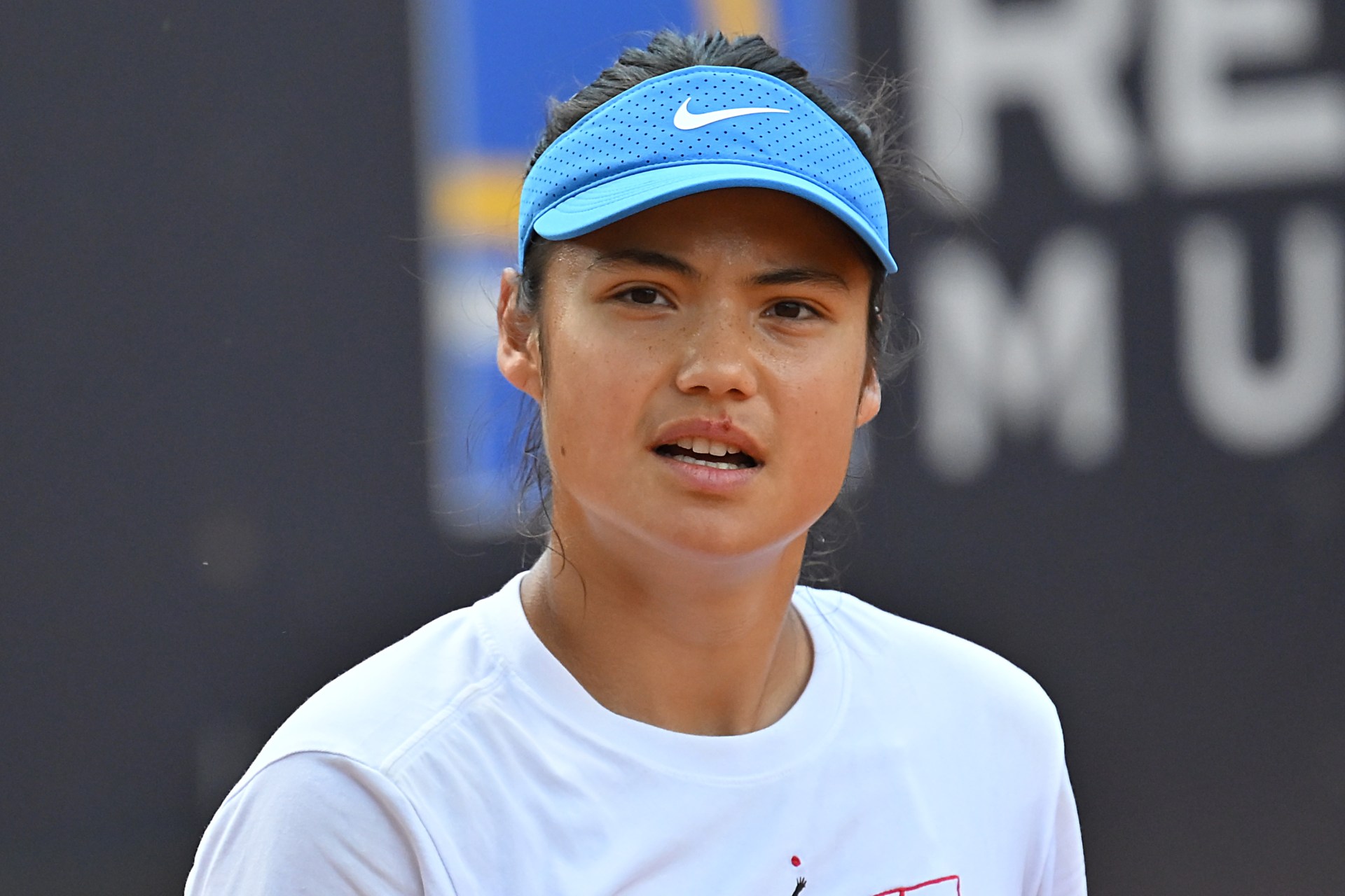 Cameraman accused of 'wildly inappropriate' behaviour towards Emma Raducanu