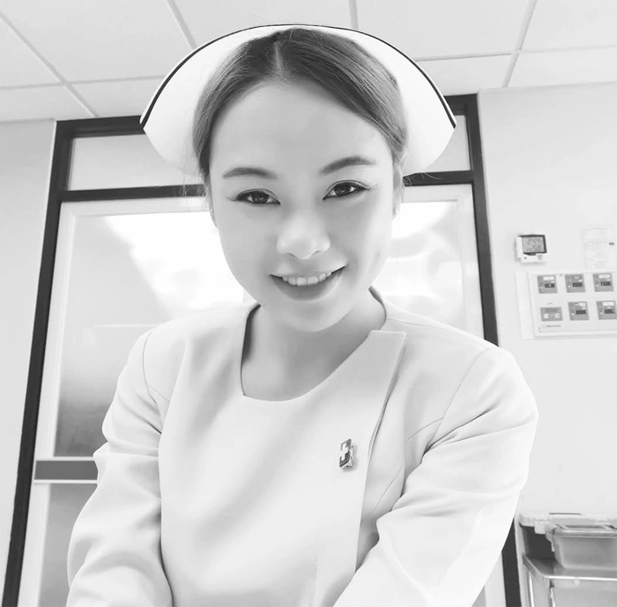 Nữ y tá bị sát hại, thi thể chỉ mặc đồ lót