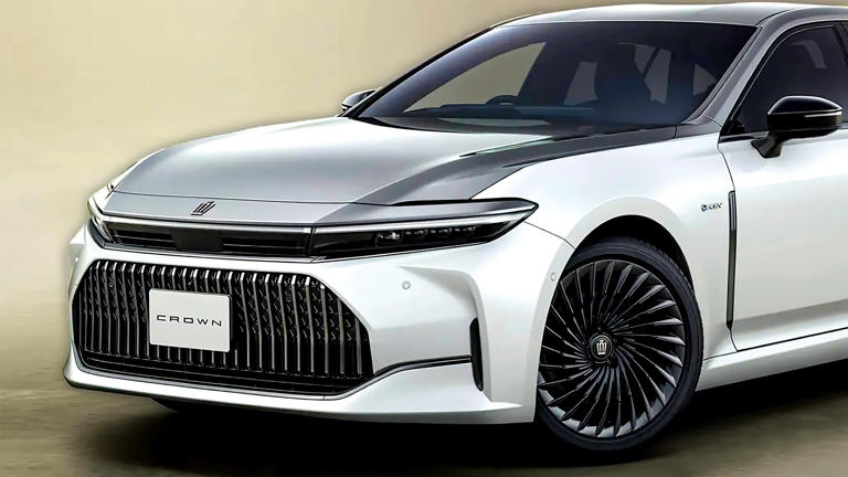 Special Edition Toyota Crown Delivers Maybach Vibes Without The Maybach ...