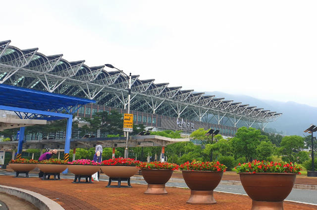 경주시 KTX 증편 요구…국토부 APEC 대응 증편 '긍정' 정기 증편은 '갸우뚱'