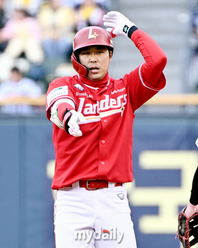 '한유섬, 이게 얼마 만이야' 비거리 138.2m 미쳤다, 53일 만에 시즌 2호 홈런 폭발…KBO 200홈런에 -1 [MD잠실]