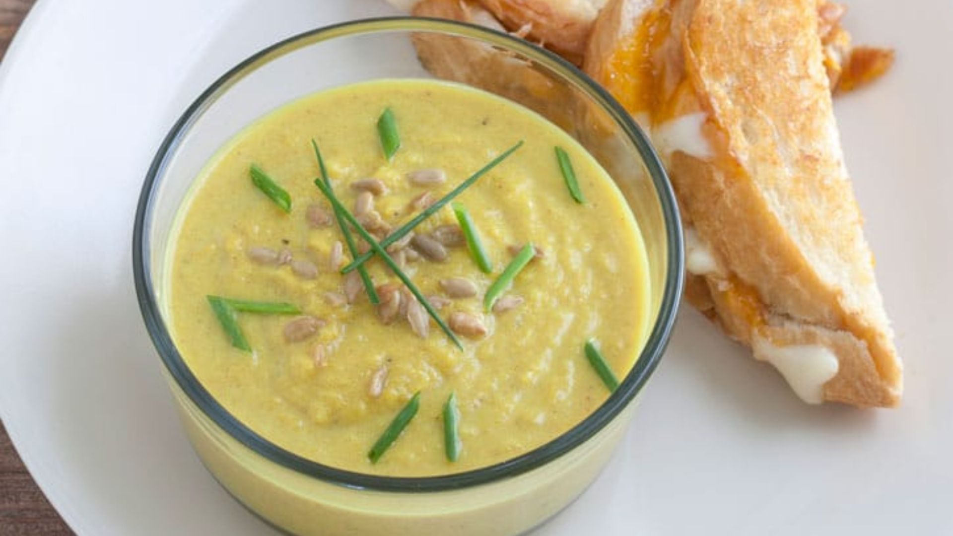 These 17 Spring Soups Taste Like the Season’s First Greens